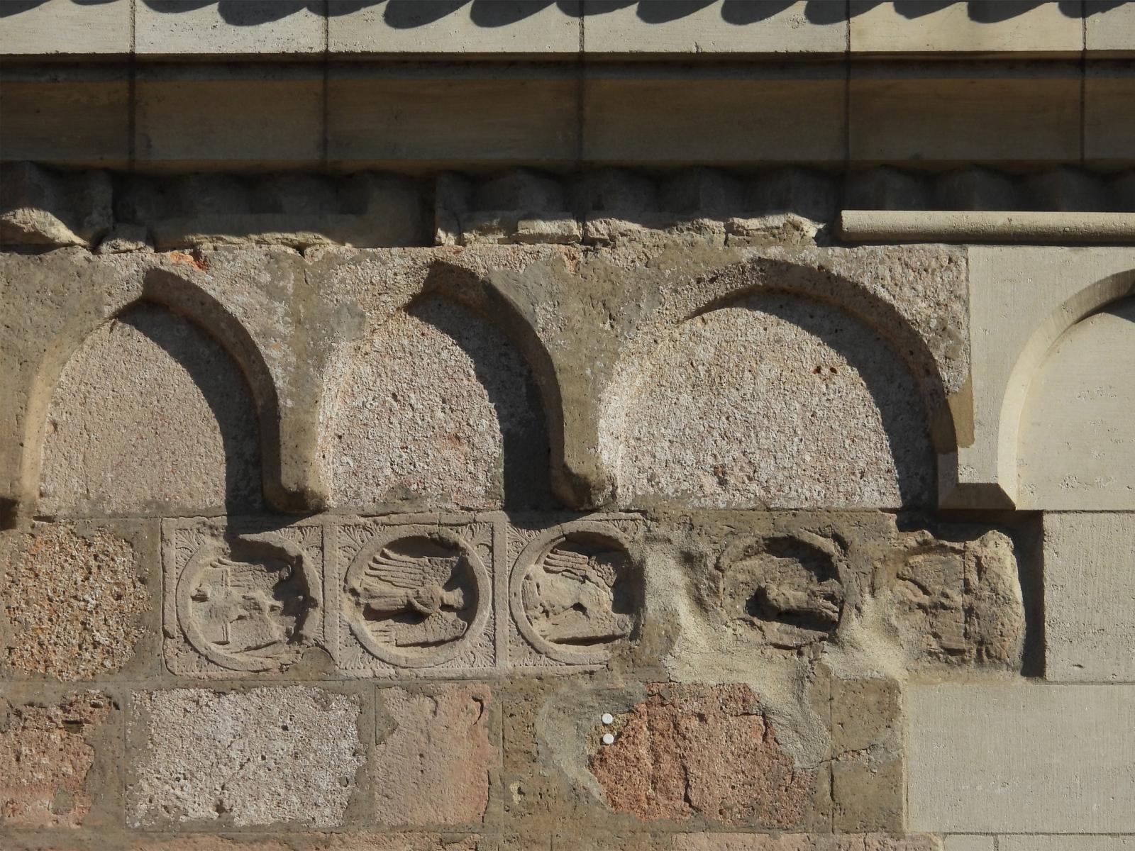 Restaurálják a Gyulafehérvári Római Katolikus Szent Mihály ...